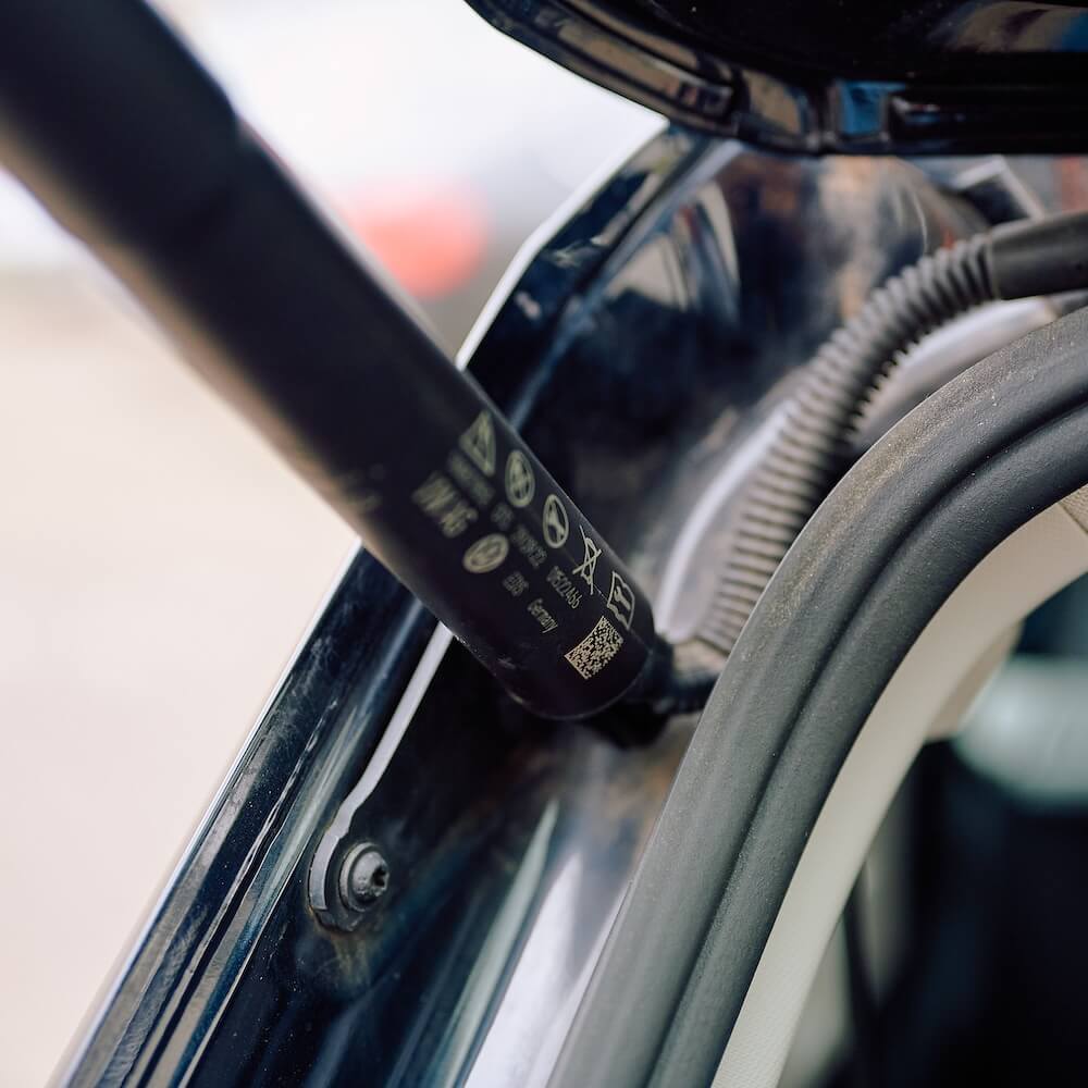 Spare parts for engine and transmission as well as vehicle electrics ...
